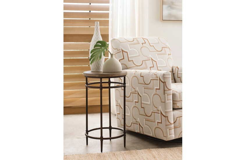 ROUND CHAIRSIDE TABLE Room Image 1