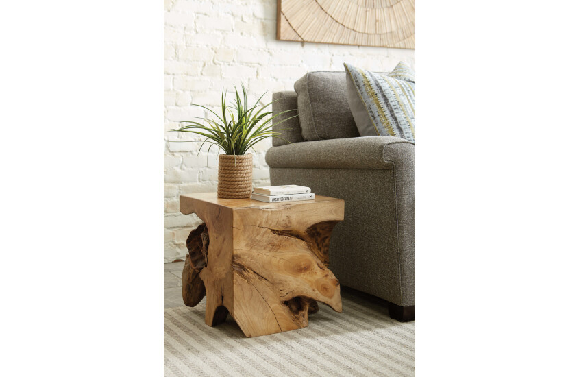 SQUARE ROOT TABLE Room Image 1